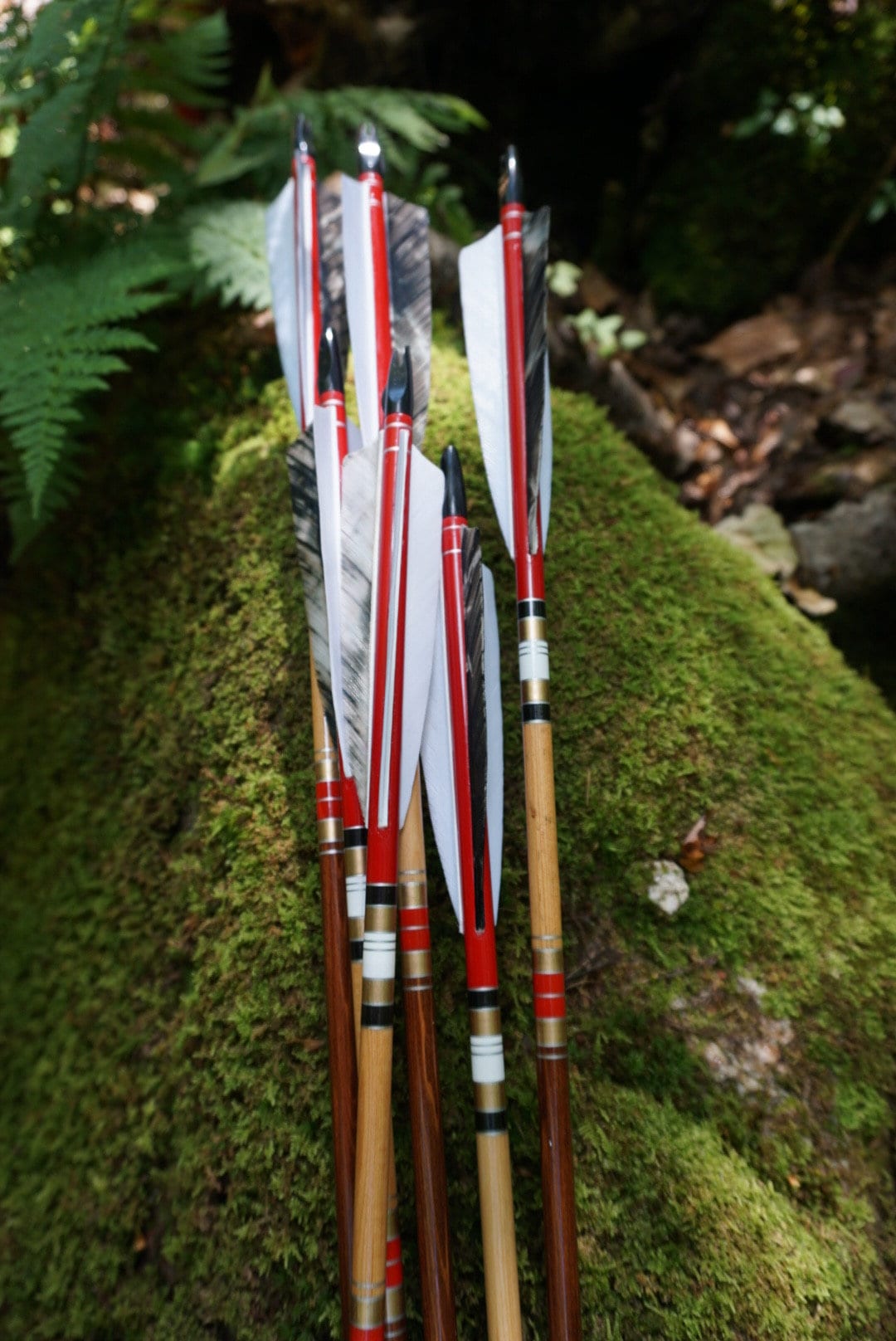 Wood Arrows - Traditional Wood Arrows for Archery - Longbow and Recurve ...