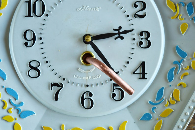 Antique Russian Wall Clock. Vintage Pale Gray Plastic - Etsy