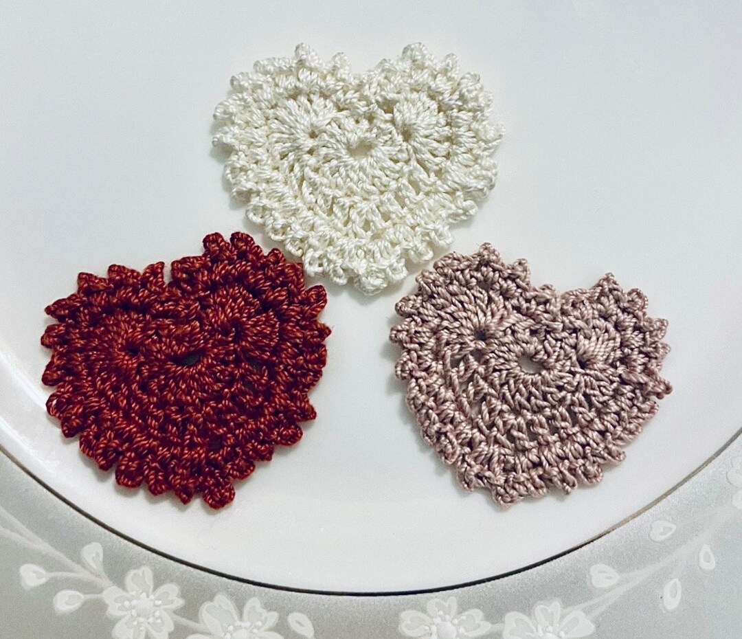 3 Crocheted Hearts card Making Embellishment, Junk Journal Applique ...