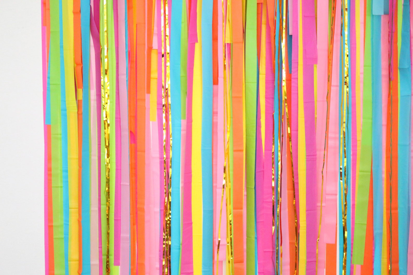 Streamer Backdrop Fringe Backdrop Colorful Backdrop - Etsy
