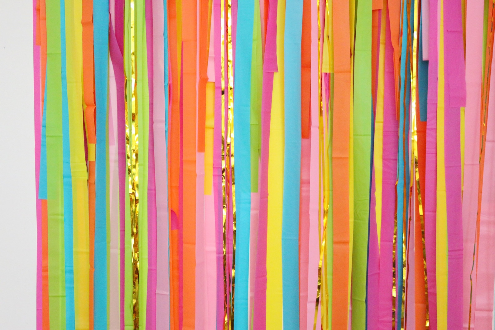 Streamer Backdrop Fringe Backdrop Colorful Backdrop - Etsy