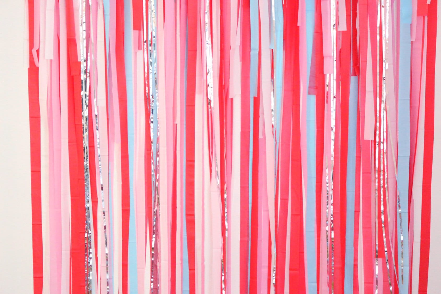 Streamer Backdrop Fringe Backdrop Pink and Red Streamer - Etsy