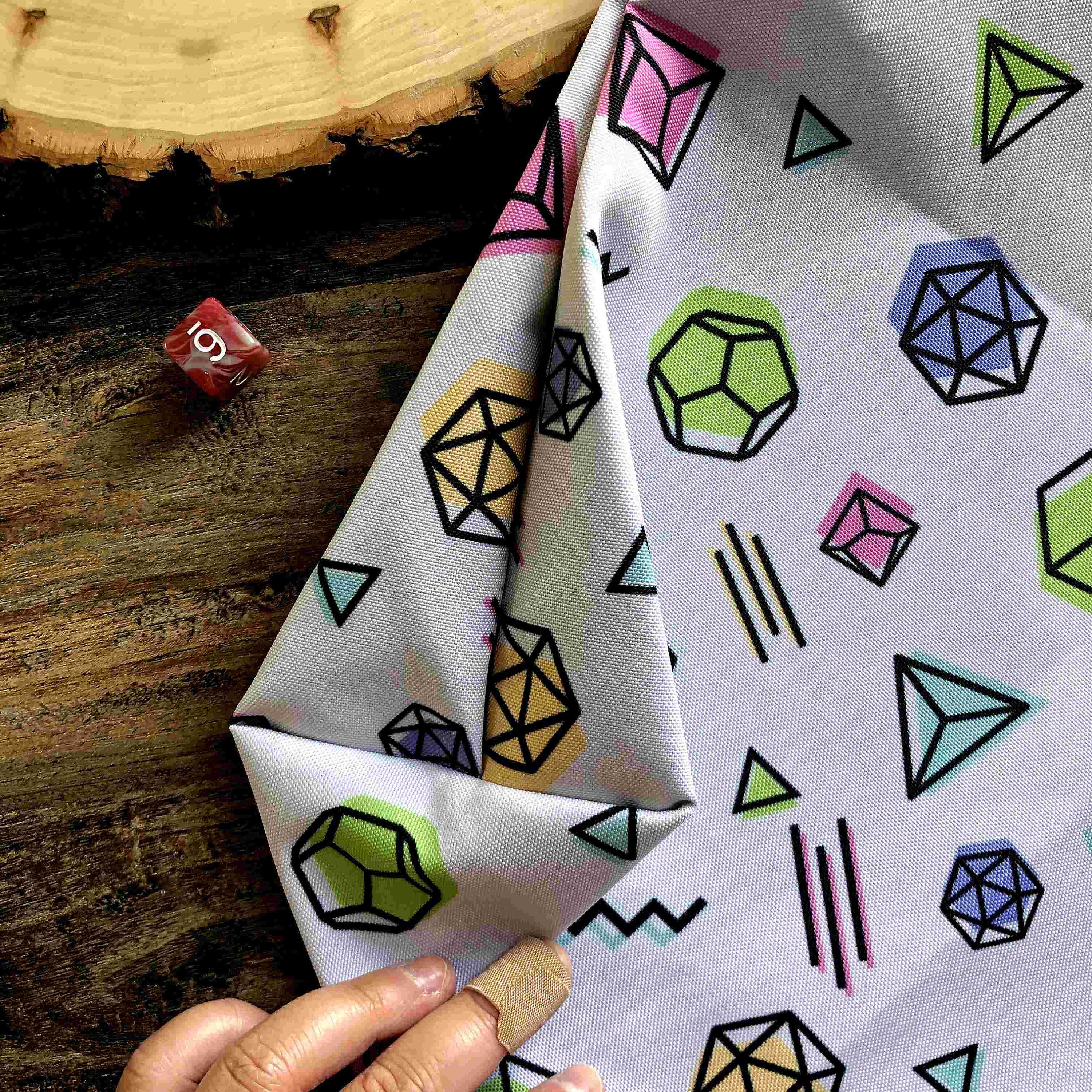Memphis Style - 80s Dice Design - Etsy