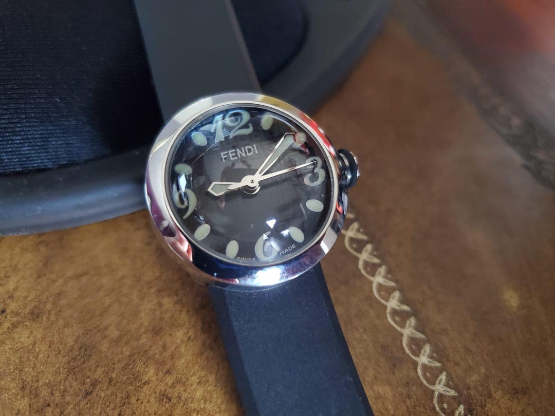 Vintage Fendi Bussola Bubble Watch: Stainless Steel, Silver & Black - Etsy