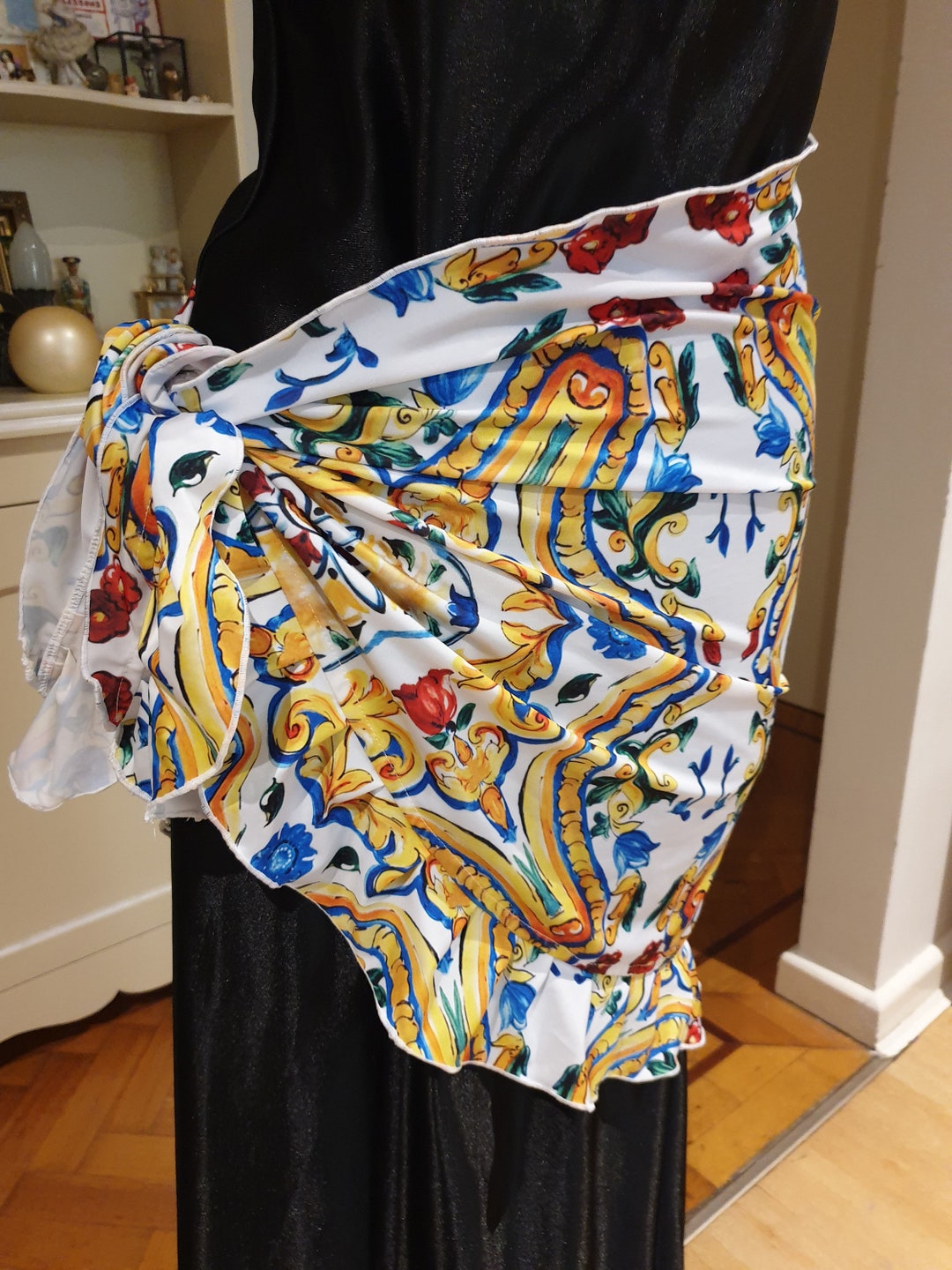 Gorgeous Majolica Tiles Sarong Italian Positano Designer Sarong Blue ...
