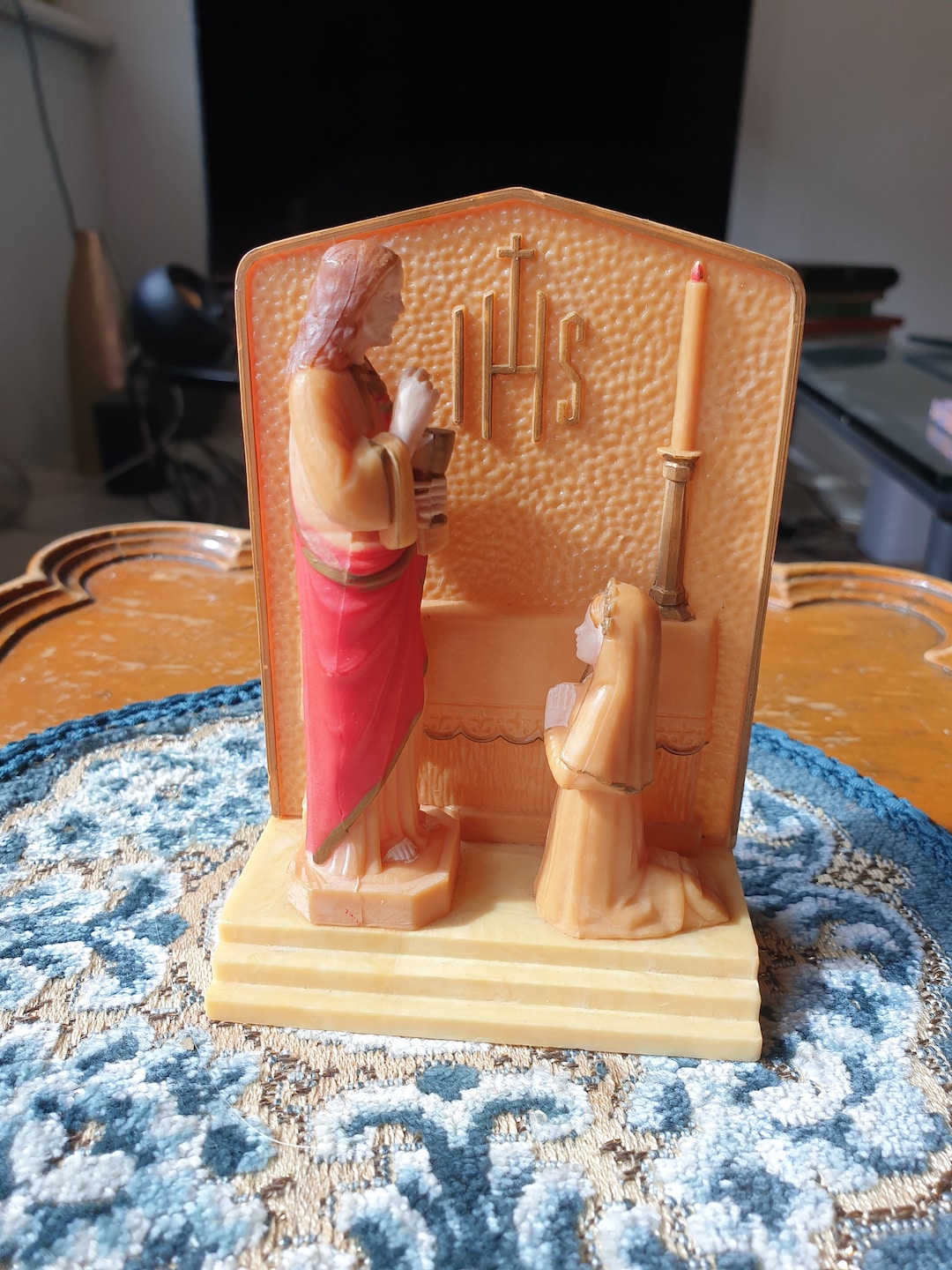 Vintage Jesus Christ Giving Communion to Praying Child Plastic Statue ...