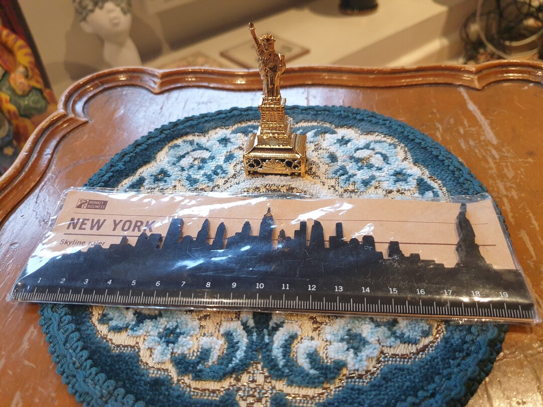 Vintage Statue of Liberty Pencil Sharpener Made in Japan Plus Monkey ...