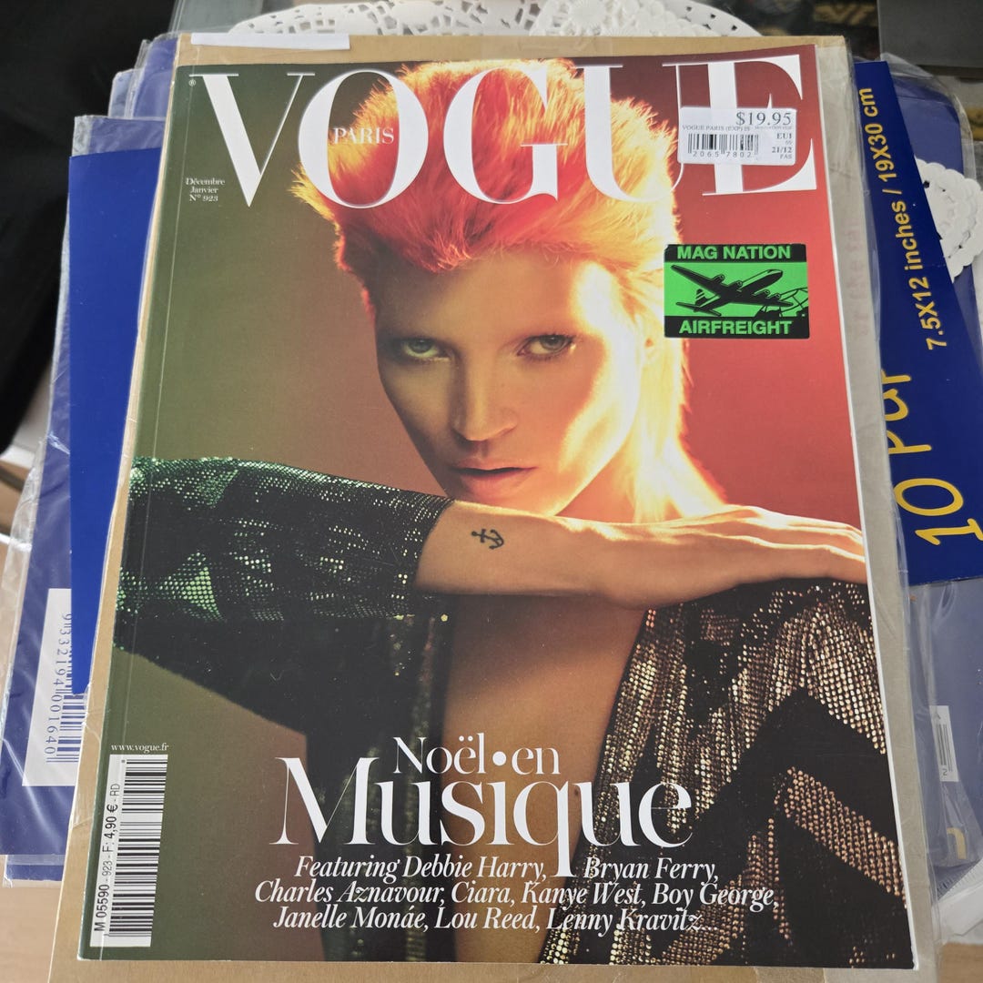 Rare Vintage Vogue Paris Magazine: Kate Moss Bowie Cover, December 2011 ...