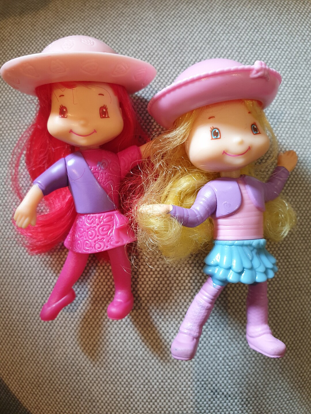 Adorable Bundle of 2 Cute Retro 2007 Collectible Mcdonald’s Happy Meal ...