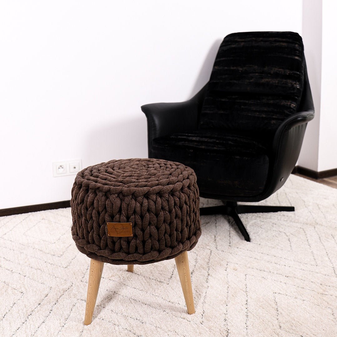 Knitted RED Pouf, Chunky Knit POUFFE, ROUND Knit Pouf, Knit Poof ...