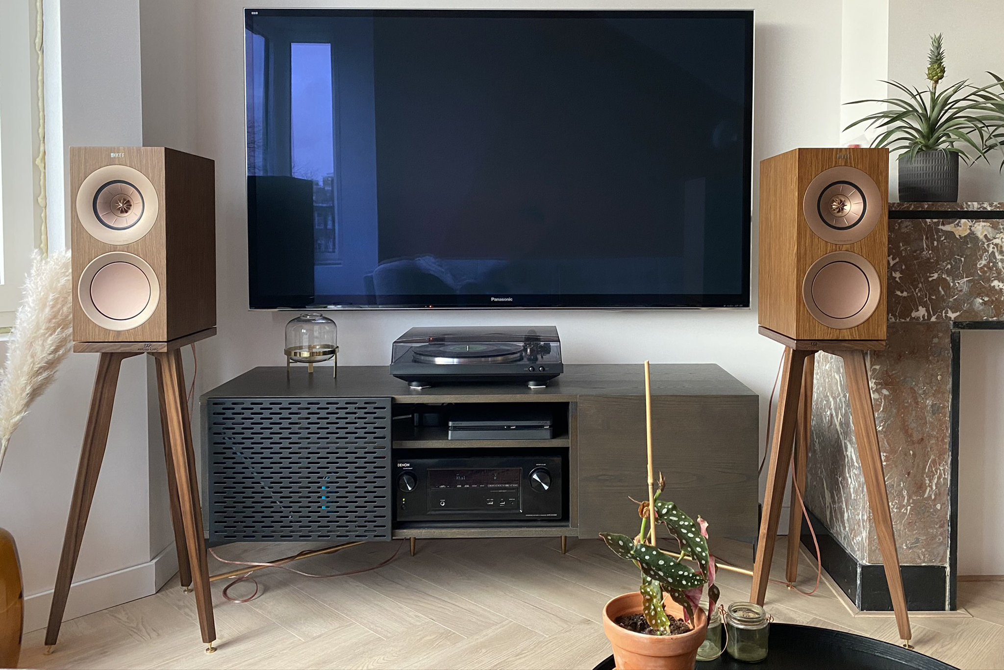 KEF R3 Speaker Stands With Isolation Plinths 140-900mm (pair) - Etsy