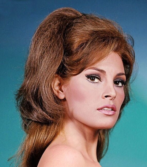 Raquel Welch Fantasy Nude 8 X 10 Photo Very Nice Mature Etsy