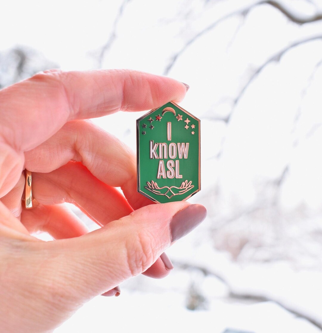 Enamel Pin: "i Know Asl" ~ Framed by Stars, Moon, and Outline of Two ...