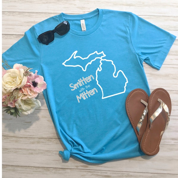 Smitten With the Mitten Svg - Etsy