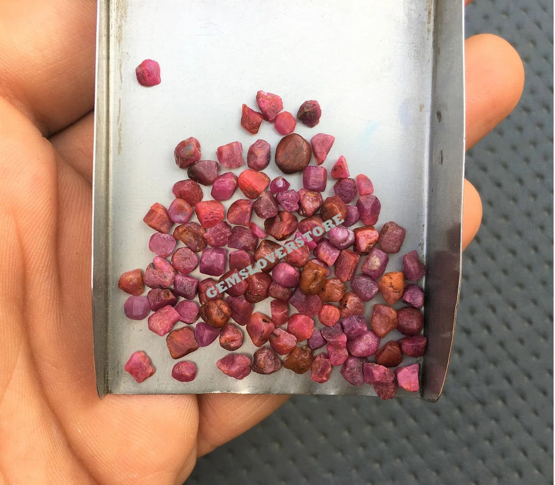 50 Tiny Red Ruby Raw Gemstones: July Birthstone Crystals (2-4 MM) - Etsy