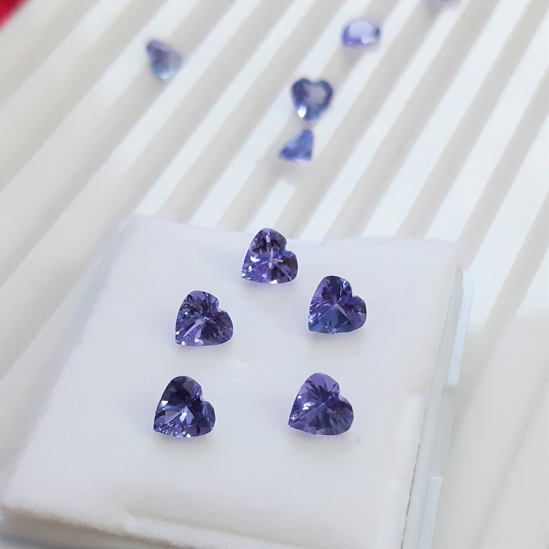 Tanzanite Heart Shape in AAA Super Fine Quality 4mm 5mm & - Etsy
