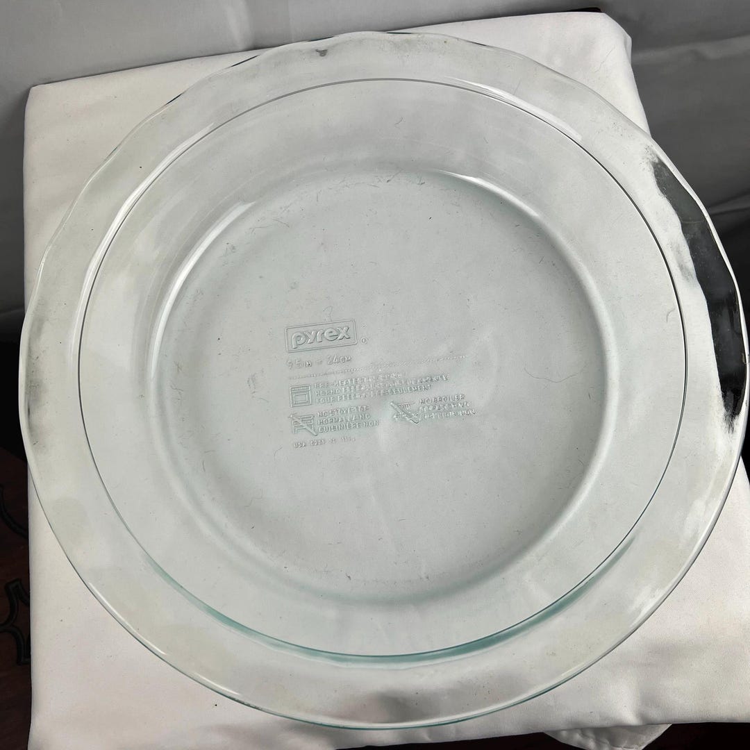 Pyrex Pie Plate Large 9.5" (24cm) Glass Deep Dish Scalloped Edge #C 209 ...