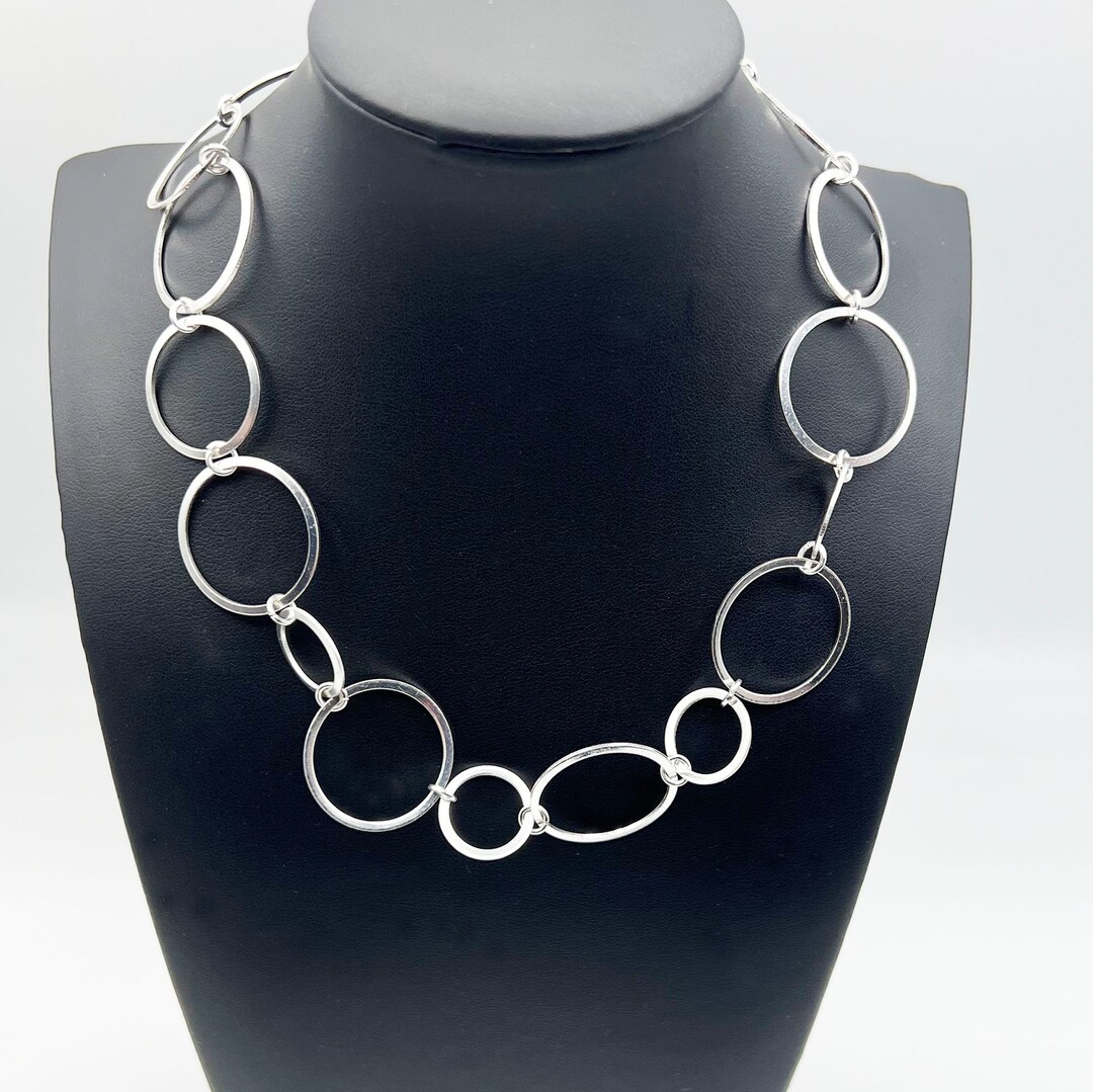 Shiny Silver Intertwined Circles Chain Necklace - Etsy