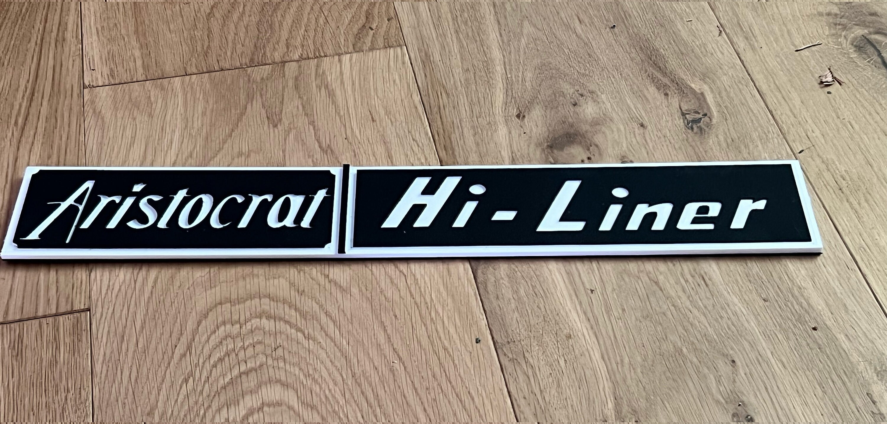 Vintage Aristocrat Trailer Hi-liner Emblem (professionally Designed) - Etsy