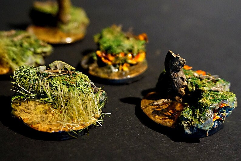 STREAMBANK Custom Miniature Bases - Etsy