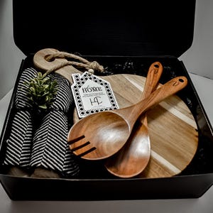 Housewarming Gift Box, Personalized Acacia Board Gift Set for Newlywed ...