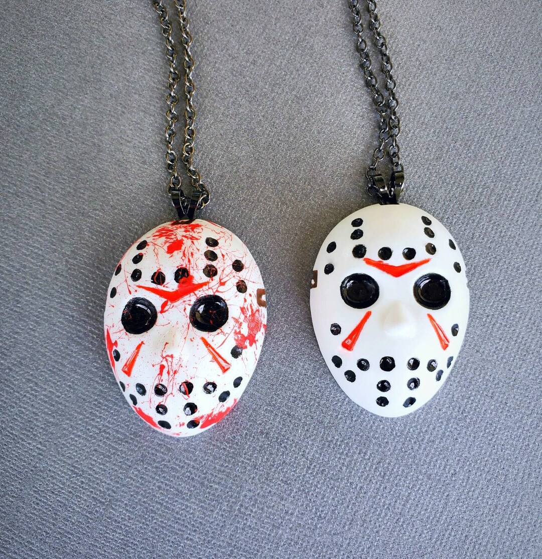 Jason Voorhees Necklace ~ Friday the 13th ~ Jason Voorhees Mask ...