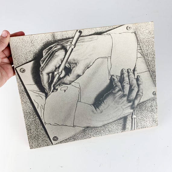 Drawing Hands Mc Escher