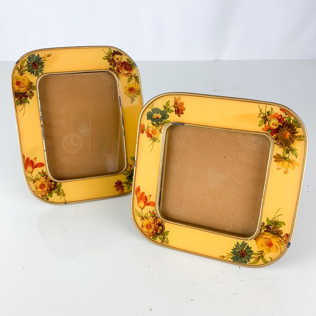 Vintage Heavy Bucklers Picture Frame Floral Violets Design Yellow Metal ...