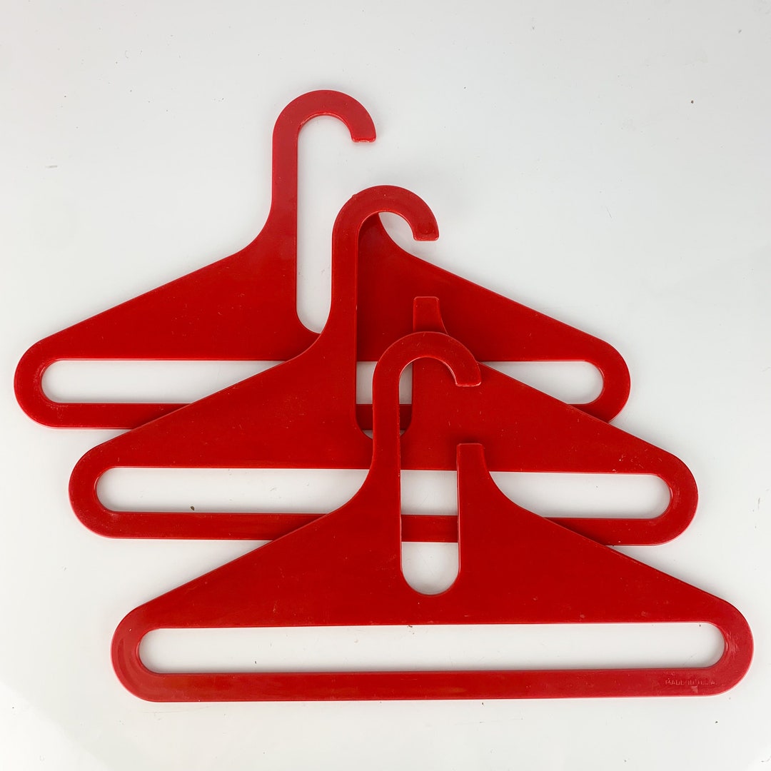 Vintage Set 3 Atomic Red Plastic Clothes Hangers Danilo Silvestrin Era ...