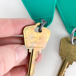 Lot of 3 Vintage Green Hotel Room Key and Plastic FOB Hollywood Vegas ...