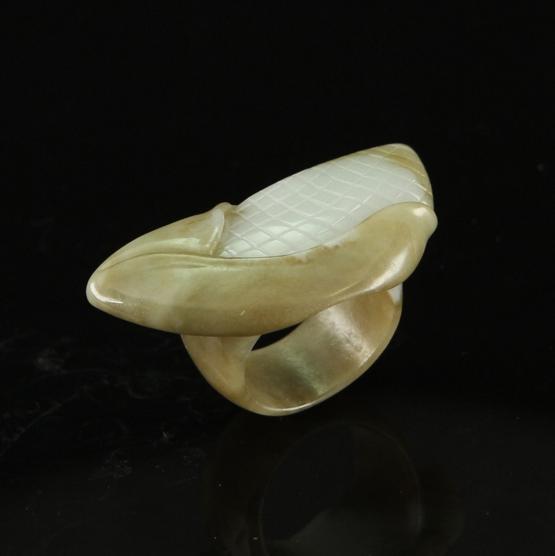 Sweet Corn Carving 2 Color Green Ring Size 8 Burma Undyed Natural ...