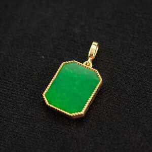Plain Top Flawless Imperial Green Handmade Natural Jadeite Jade Pendant ...