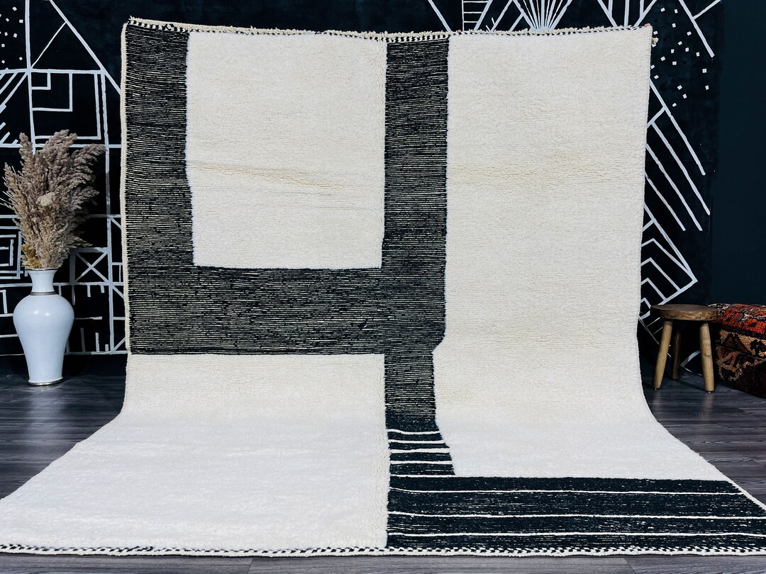 Modern Luxury Rug, Black and White Carpet Contemporary Engraved Rugs ...