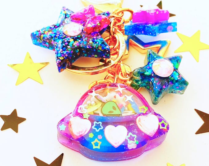 Spaceship UFO Shaker Keychain With Matching Purse or Backpack Charms ...