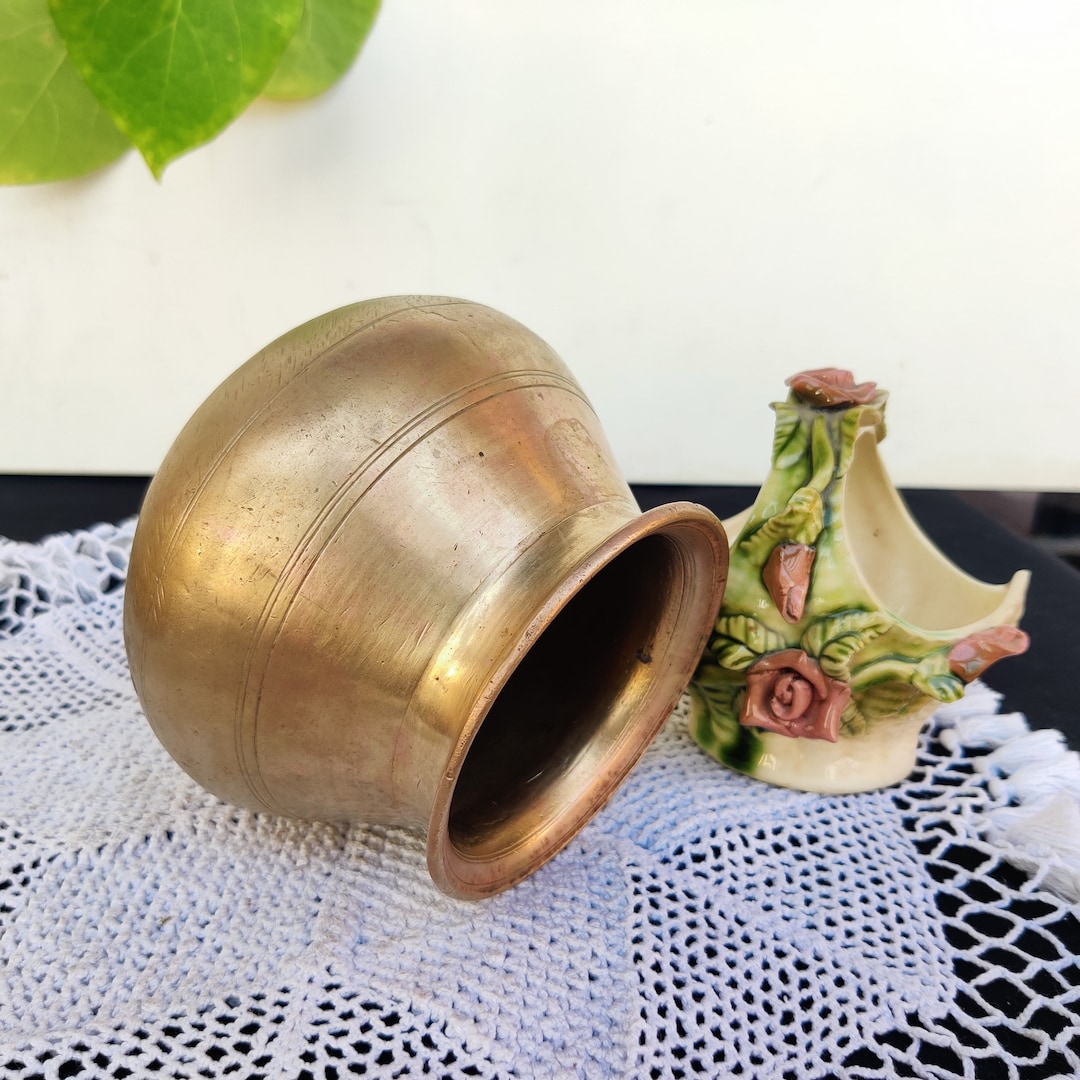 Antique Bronze Round Shaped Water Pot | Solid and Sturdy Pot ...
