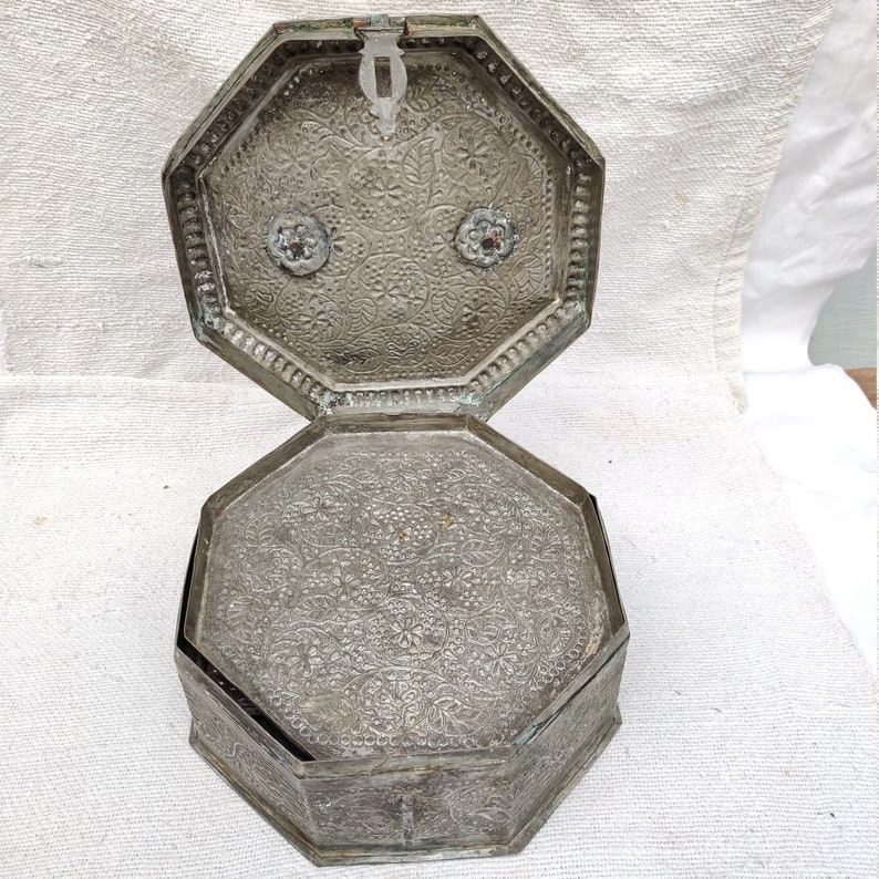 Antique Copper Octagonal Betel Nut Box | Rare Mughal Ornate Six ...