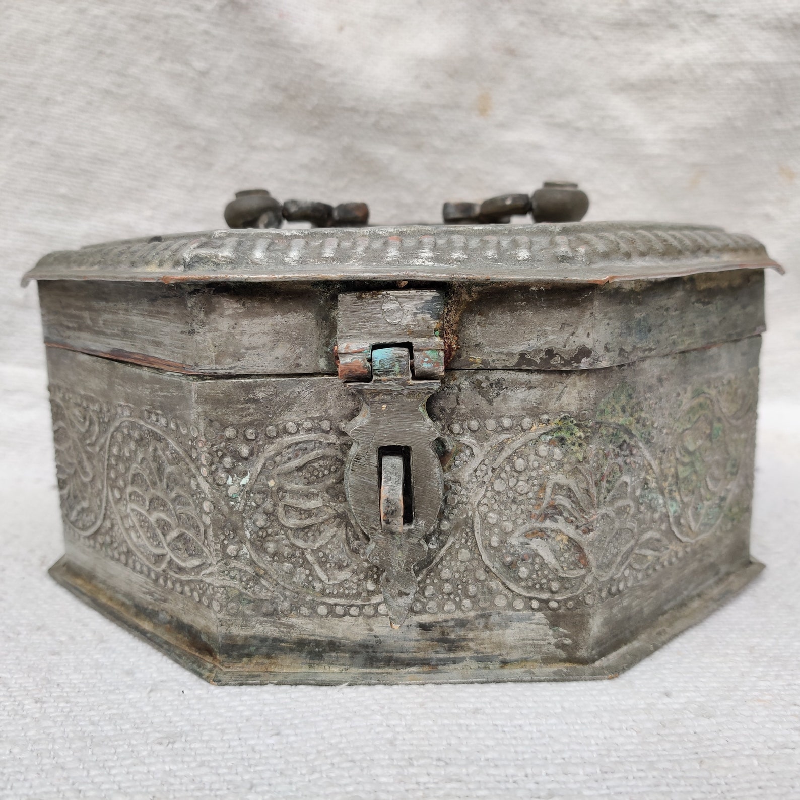 Antique Copper Octagonal Betel Nut Box Rare Mughal Ornate Six ...