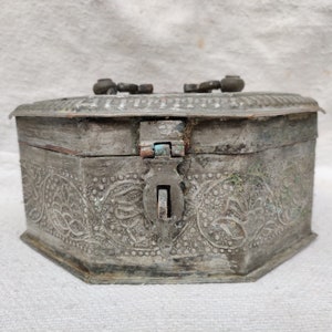 Antique Copper Octagonal Betel Nut Box | Rare Mughal Ornate Six ...