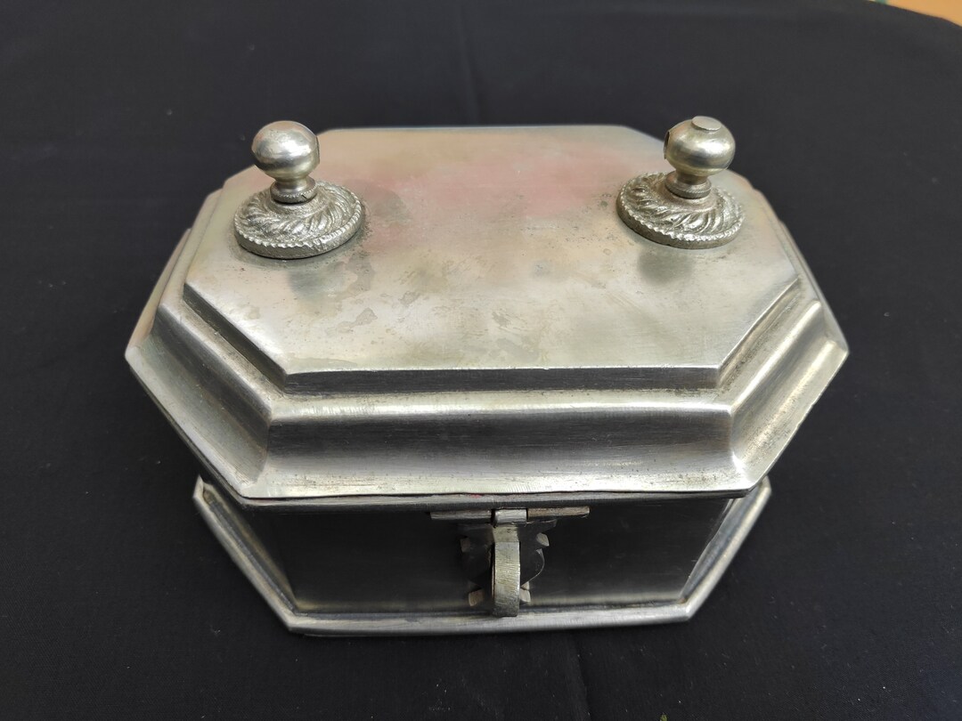 Antique White Brass Betel Nut Box|multi-compartment Paandan Box|table ...