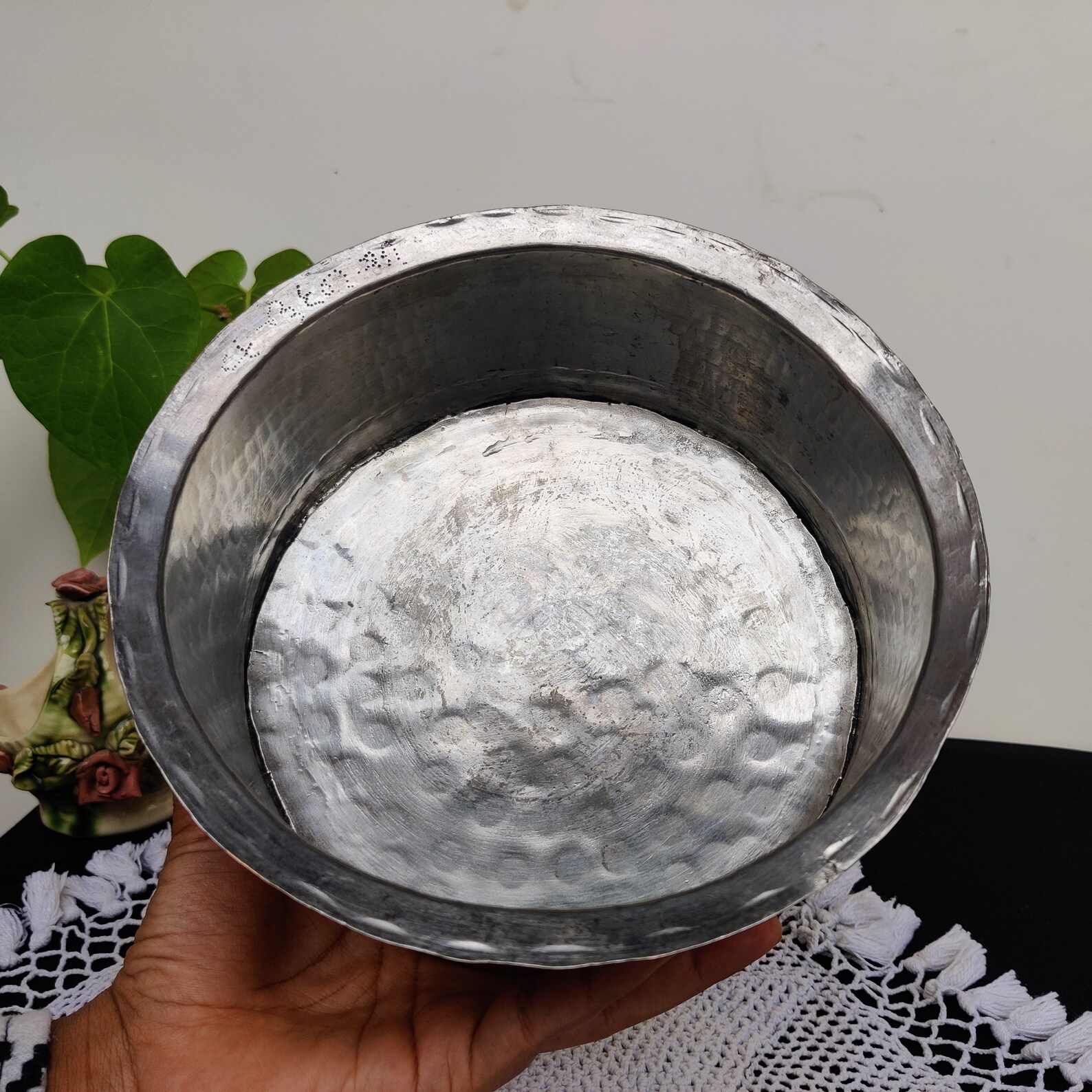 Antique Rare Solid Uniquely Hand Hammered Heavy Cooking Pot Antique ...