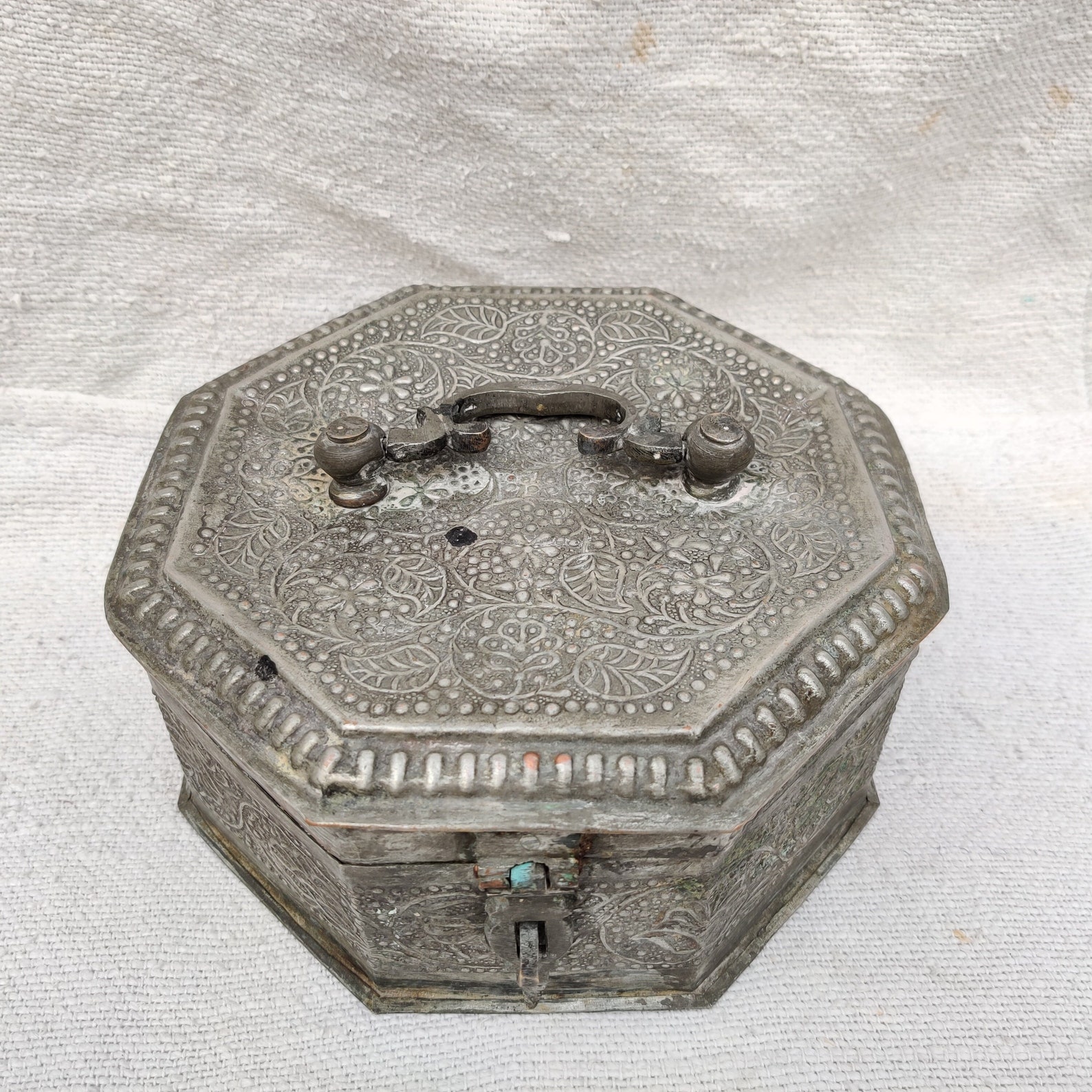 Antique Copper Octagonal Betel Nut Box | Rare Mughal Ornate Six ...