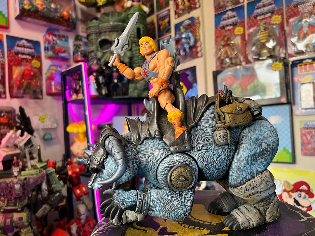 CUSTOM - Masters of the Universe Killing Bear Mount - Etsy