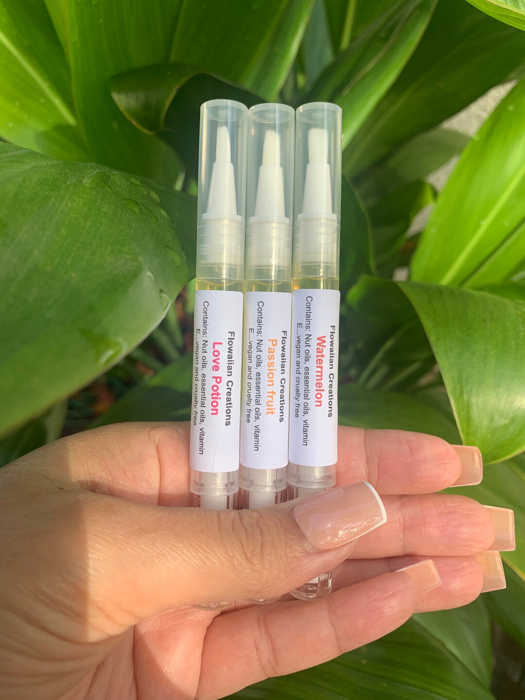 All-natural Moisturizing Luxury Cuticle Oil Pens / Nail Growth Oil ...