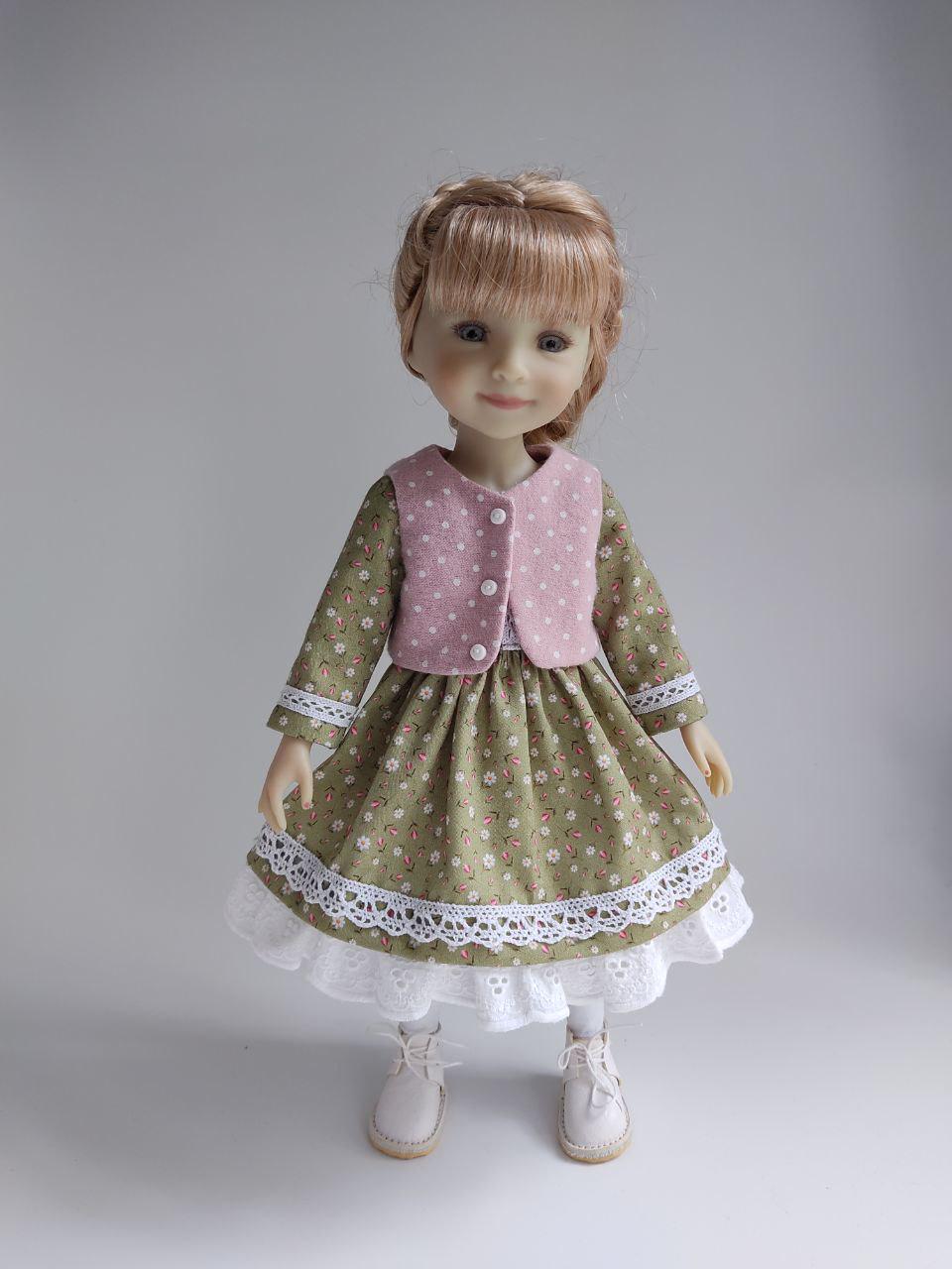 Dress Pattern for Ruby Red Fashion Friends Dolls. - Etsy