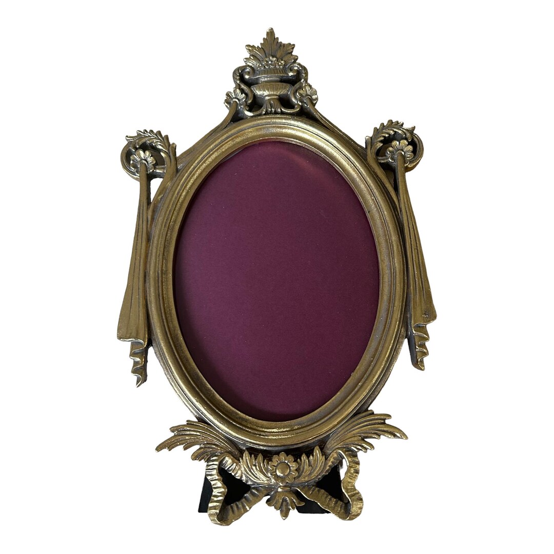 Vintage Regency Style Oval Gilded Gold Gilt Portrait Photograph Picture ...