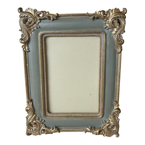 Pretty photo frames store