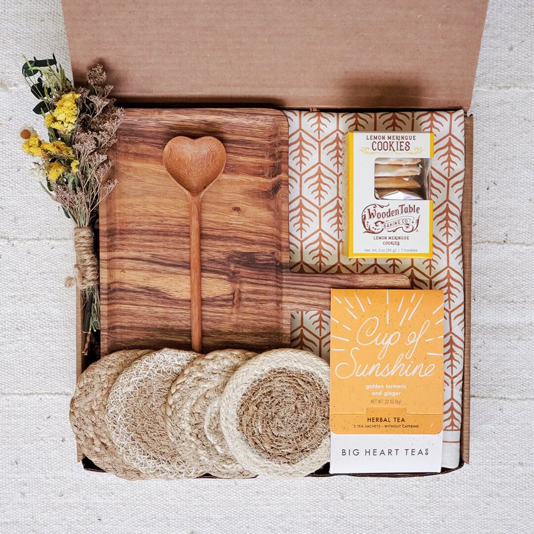 New Home Gift Box Housewarming Gift Basket Realtor Closing Gift ...