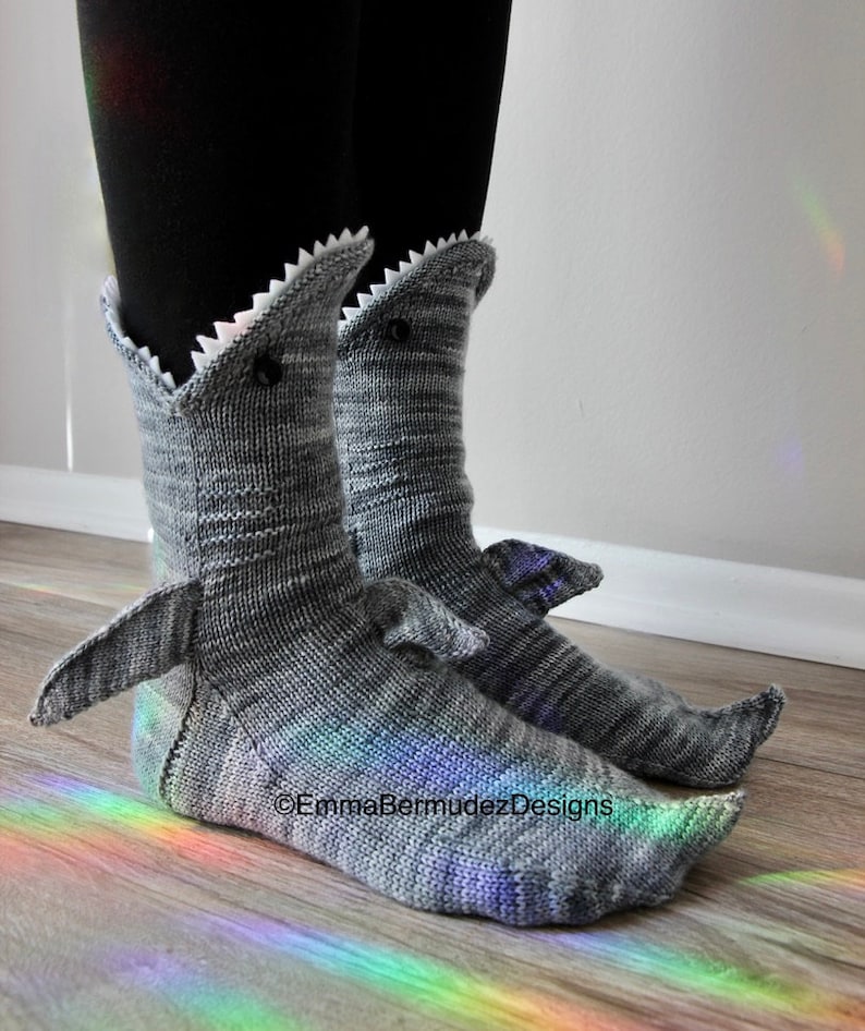 PDF | KNITTING PATTERN | Shark Bait | Shark Socks Funky Knitting ...