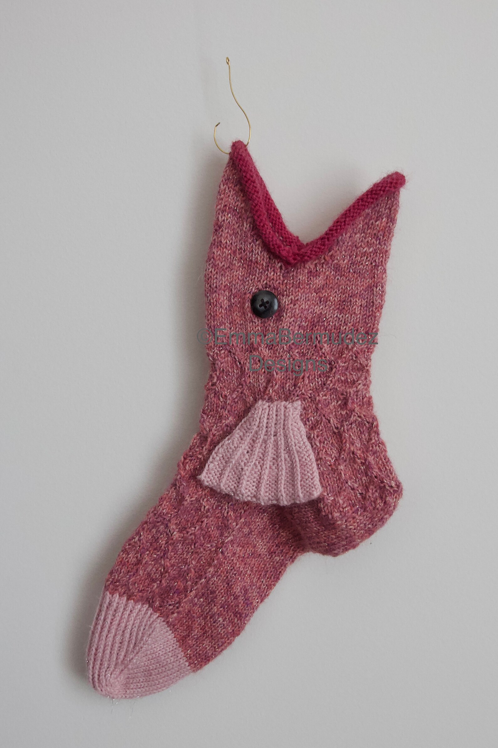 PDF Knitting Pattern Catch of the Day Fish Socks Pattern - Etsy