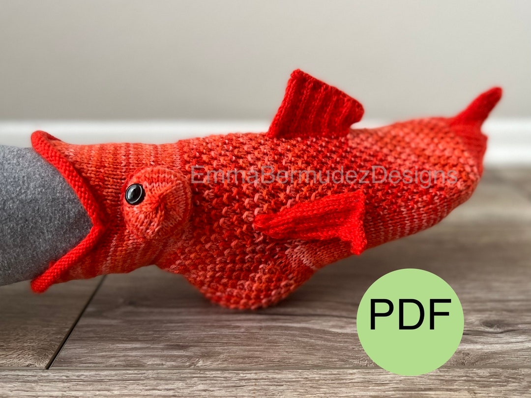 PDF | Knitting Pattern | Catch of the Day | Fish Socks Pattern ...